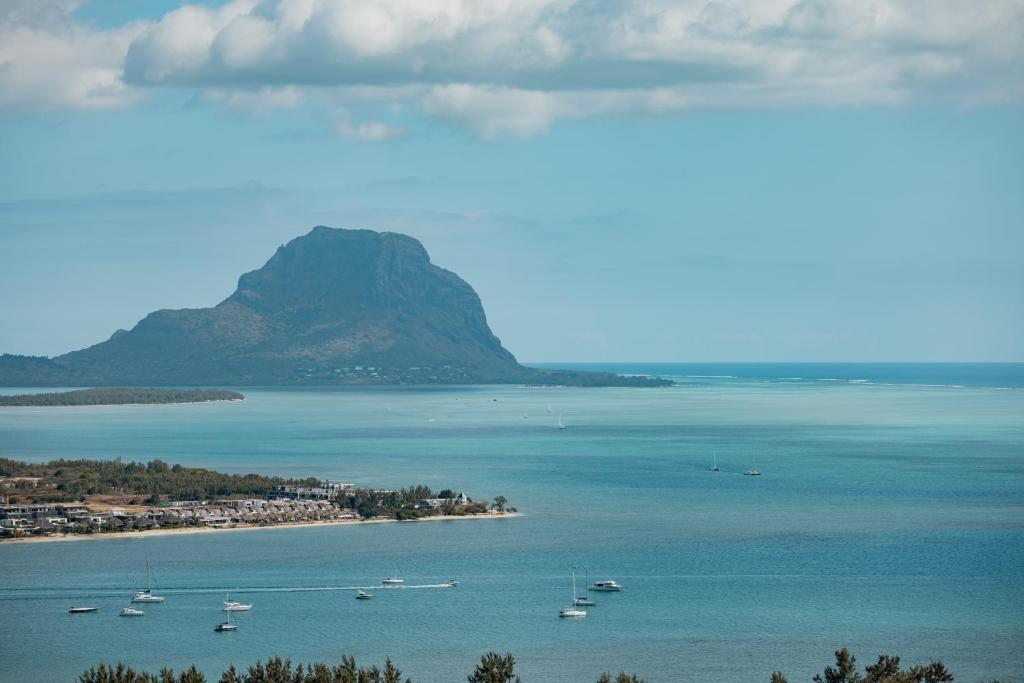 Legend Hill Resort and Spa, Rivière Noire (updated prices 2025)