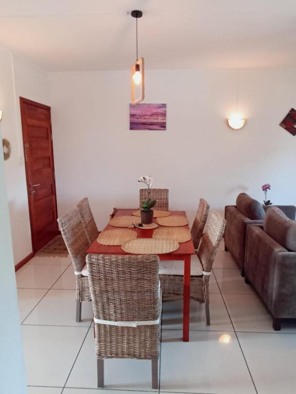 Ibiza Experience with Sea View, Flic-en-Flac (updated prices 2025)