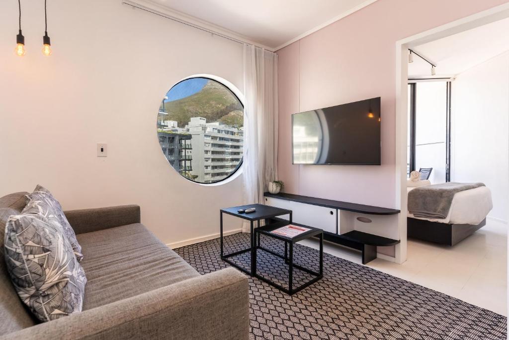 Flamingo 603: Sea Point Aprt with Mountain Views, Kapstadt ...