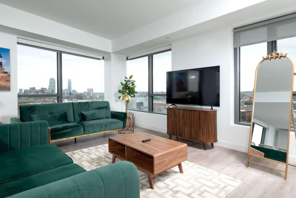 Central Square Penthouse near MIT Harvard Wi-Fi & GYM, Cambridge ...