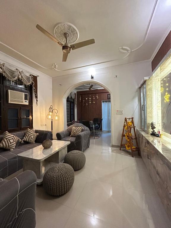 Namaste Traveler, Rishikesh (precios actualizados 2026)