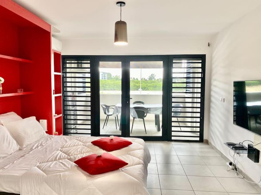 Studio avec vue sur mer à l'Etang Z'Abricot, Fort-de-France (updated ...