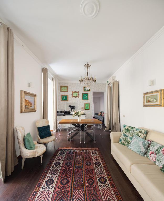 Domus Allegra Trevi Fountain - from 2 to 10 people, Rome (updated ...