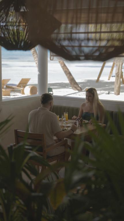 Stone Beach Club, Dhiffushi (updated prices 2025)