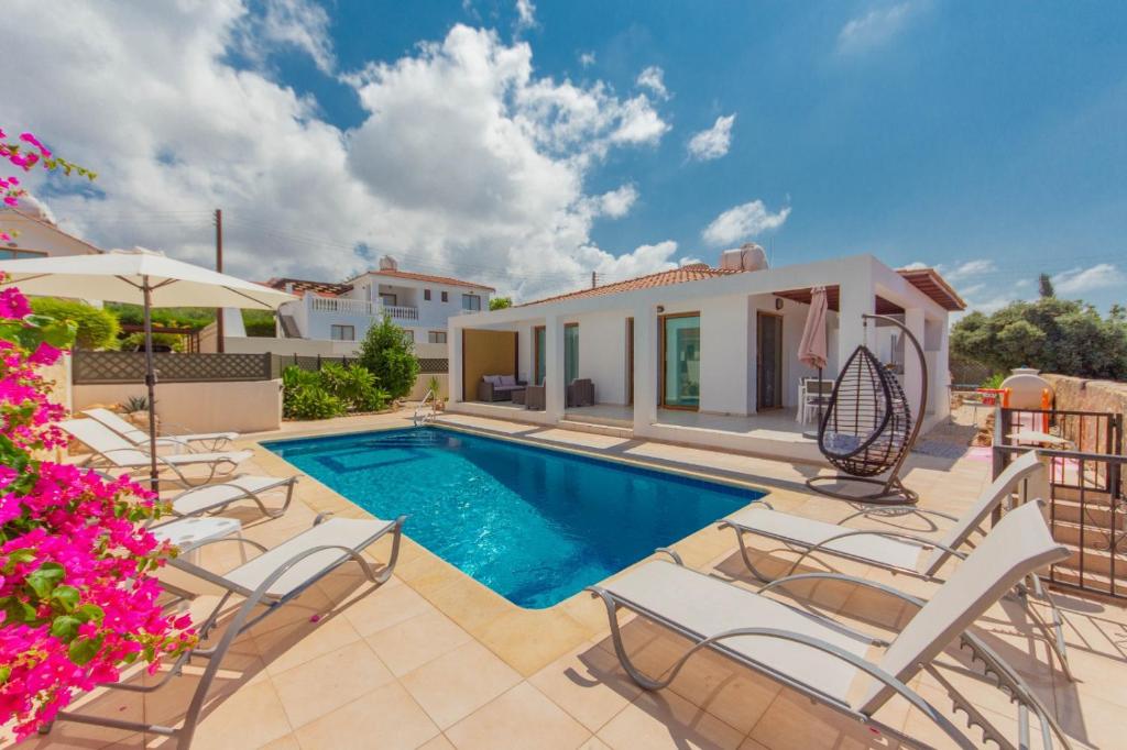 Villa Helena, Peyia (updated prices 2026)