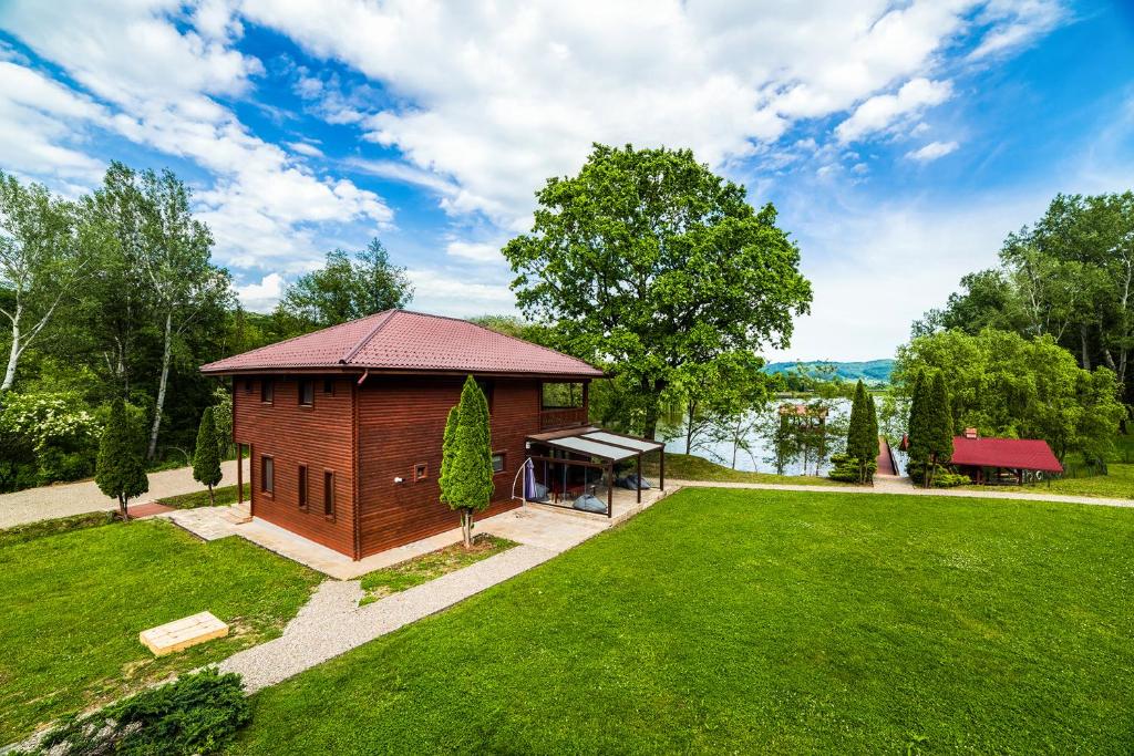 Lac Sub Soare, Vărbila (updated prices 2026)