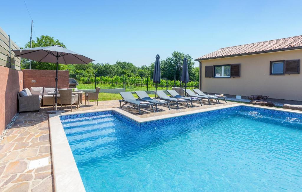 Beautiful Home In Cere, Cere (updated prices 2025)