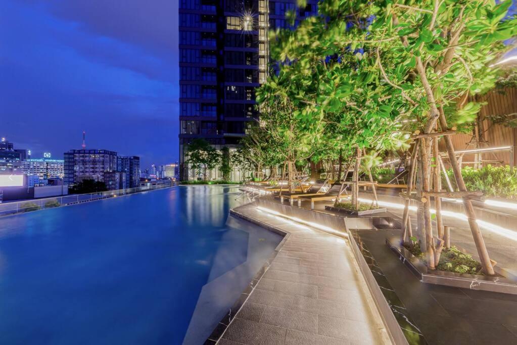 Infinity pool Outstanding view High-rise, Bangkok (updated prices 2025)