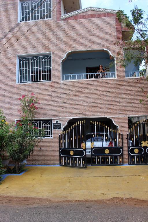 Kumarasamy House, Tiruchengodu (updated prices 2025)