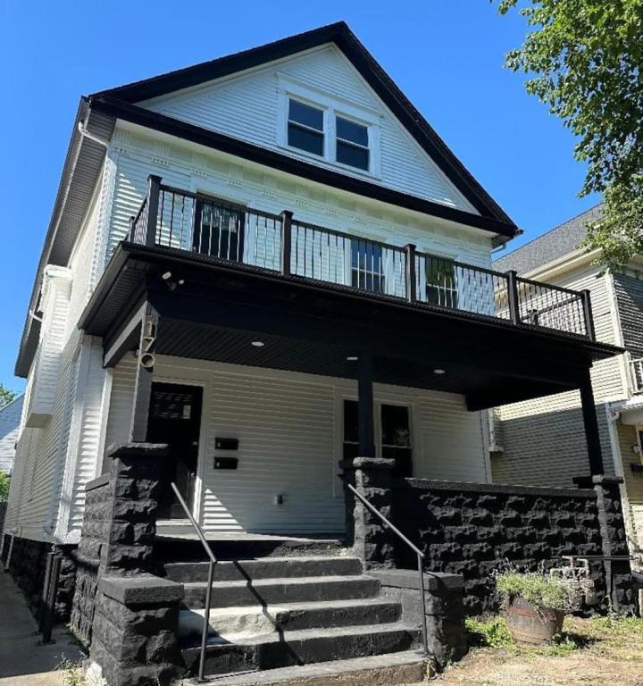 Roomy And Modern Buffalo Getaway, Buffalo (updated prices 2025)