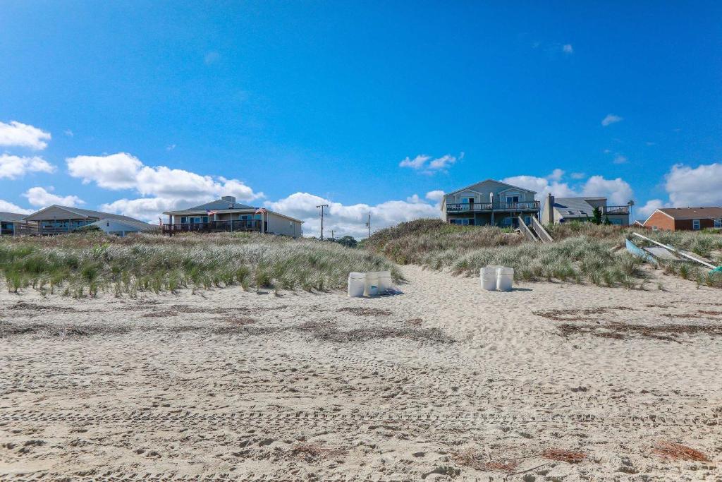 Sojourn's Sea Views with Balcony Sleeps 4, Virginia Beach (updated ...