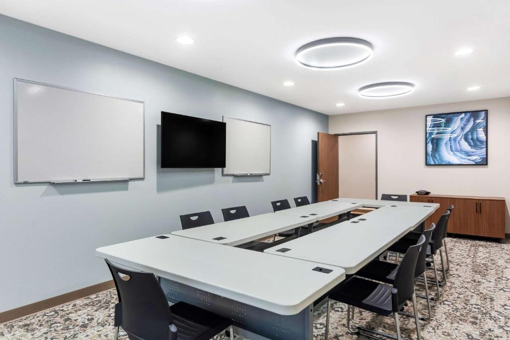 Everhome Suites Lexington - Horse Park, Lexington (updated prices 2025)