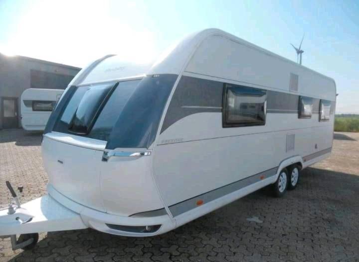 Luxus Wohnwagen zur Vermietung mit AC, Markise, WC und Duschkabine ...