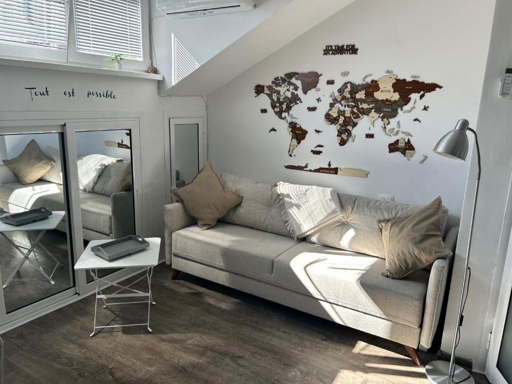 Wanderlust Studio by Rosy in Sofia City Center, Sofia (updated prices 2025)