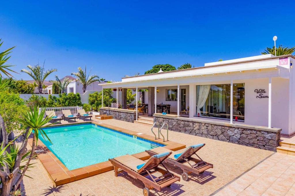 Villa Sama by Villa Plus, Puerto Calero (aktualisierte Preise für 2026)
