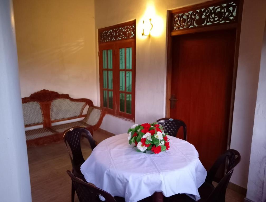 Tisha Villa, Mirissa (updated prices 2025)