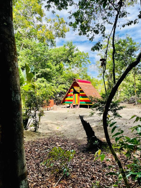 Land of Promise, Zanderij (precios actualizados 2025)