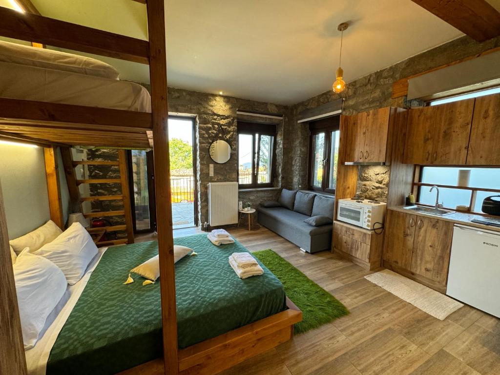 ΧΑΡΟΥΛΑ STUDIO, Pávliani (updated prices 2025)