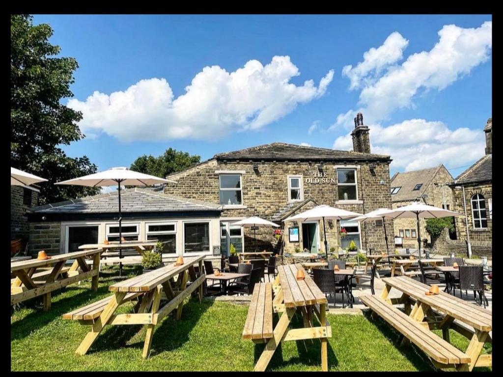 Old Sun Inn, Haworth (updated prices 2025)