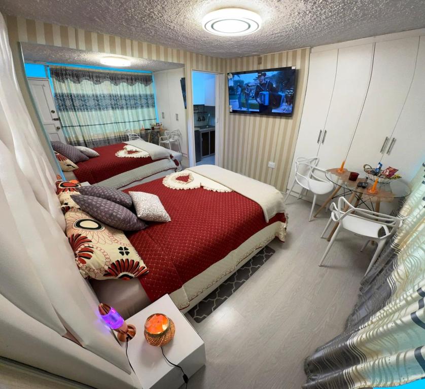Gold House Oro, Quito (precios actualizados 2026)