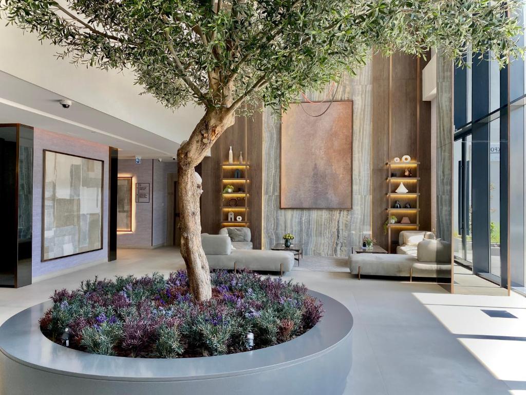 Trendy Studio with top Amenities, Dubai (updated prices 2025)