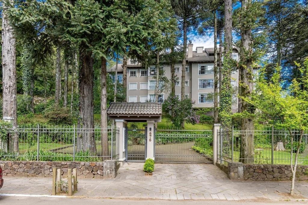 Rosa Edifício Vivenda do Bosque, Gramado (updated prices 2025)