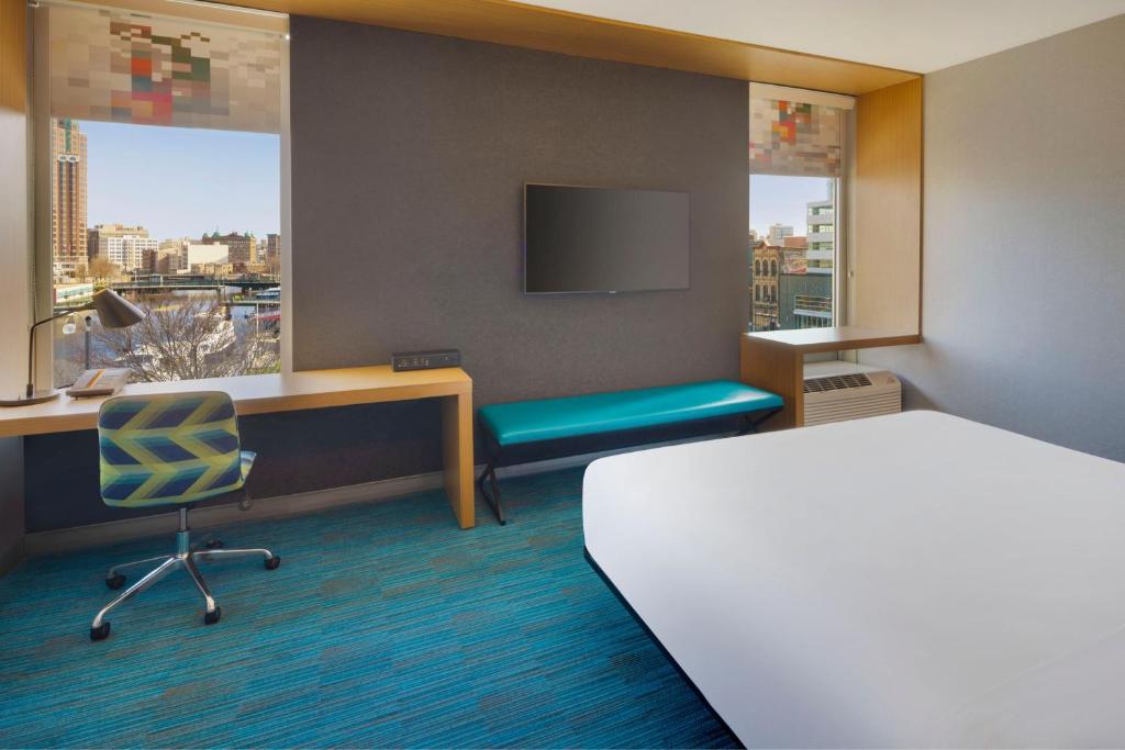 aloft Hotel Milwaukee Downtown, Milwaukee (updated prices 2025)