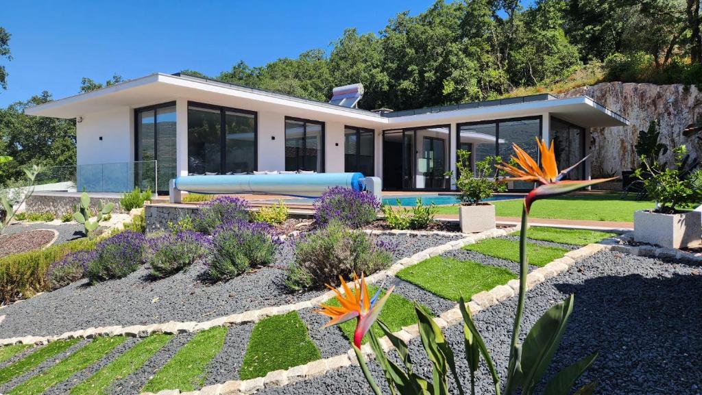 Luxe & Charm Résidence, Alvados (updated prices 2025)