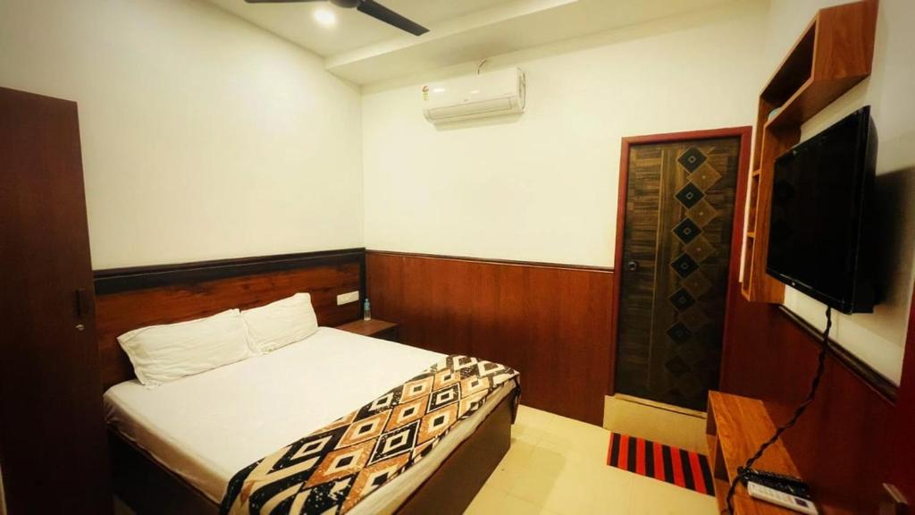 Aluva metro dormitory, Alwaye (precios actualizados 2025)