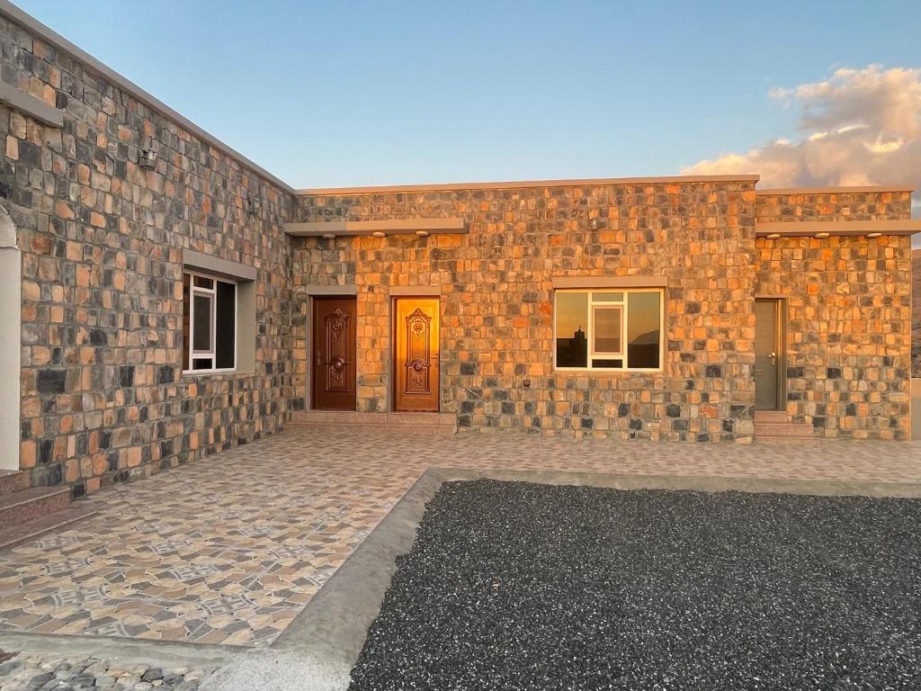 Jabal Shams, the summit house, Misfāh (updated prices 2024)