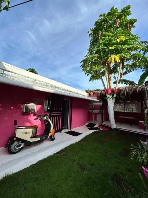 Little Pink Palace, near CWC, Pili (updated prices 2025)