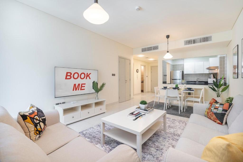 Chic 1BR Getaway for 2 in MBR, Dubai (updated prices 2025)