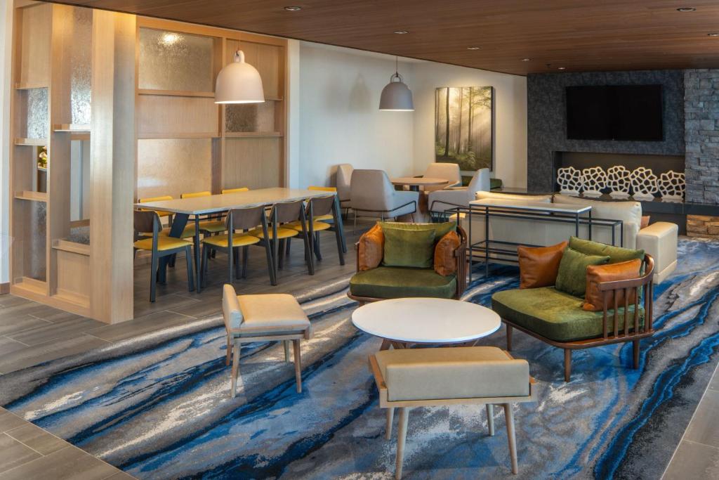 Fairfield by Marriott Inn & Suites Huntsville Redstone Gateway ...
