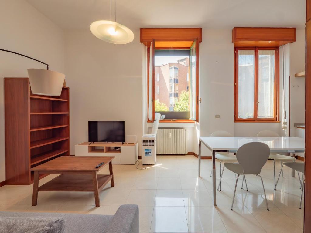 Xenia Apartments - Classical Suite in Central Station, Milan (tarifs ...