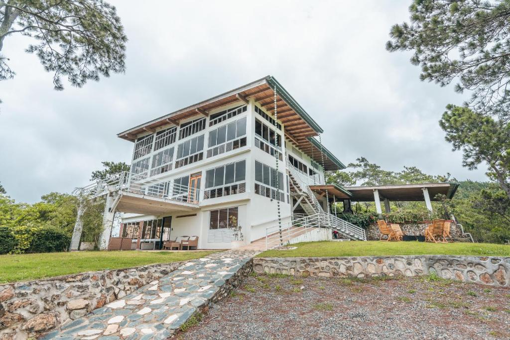 Majestic villa with stunning views in Jarabacoa, Buena Vista (updated ...