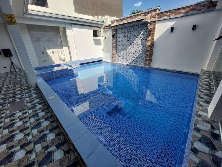 Backspace Hideout, Manila (precios actualizados 2024)