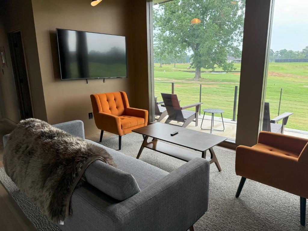 Porches at Ole Brook, Brookhaven (updated prices 2025)