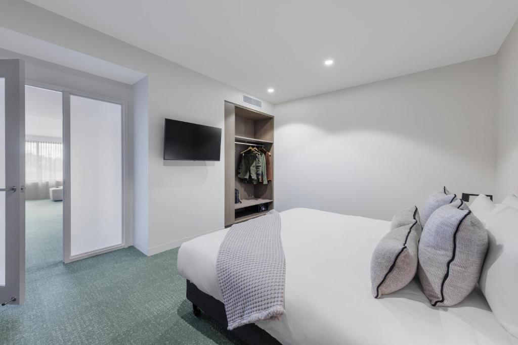 Punthill Tuggeranong, Canberra (updated prices 2025)