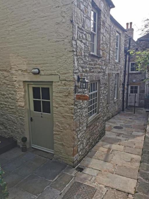 Historic peaceful cottage in town centre!, Barnard Castle (updated ...