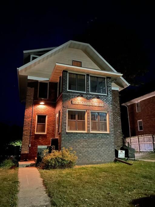 The brick house flat on third, Waseca (updated prices 2026)