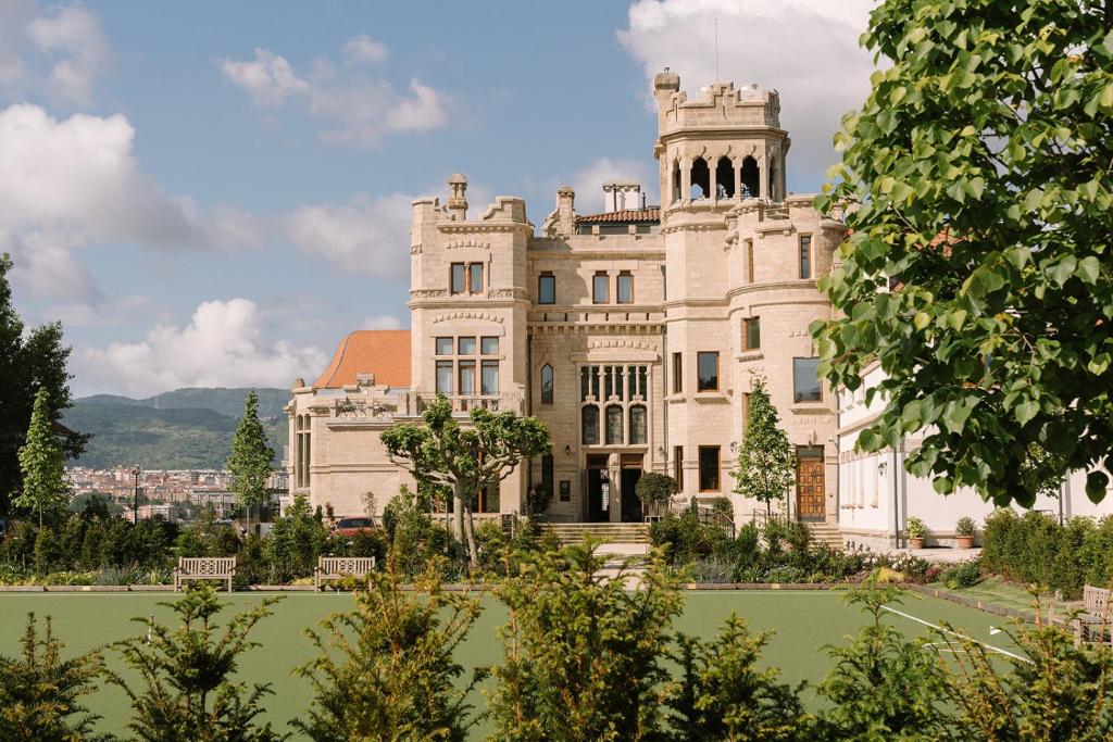 Palacio Arriluce Hotel - The Leading Hotels of the World, Getxo ...