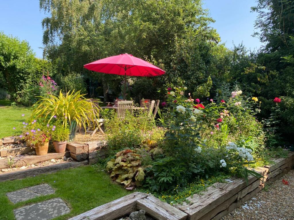 Inkerman, Lavant (updated prices 2025)