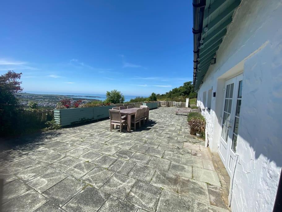 Luxury coast house, with views of Nefyn bay, Pwllheli (updated prices 2025)