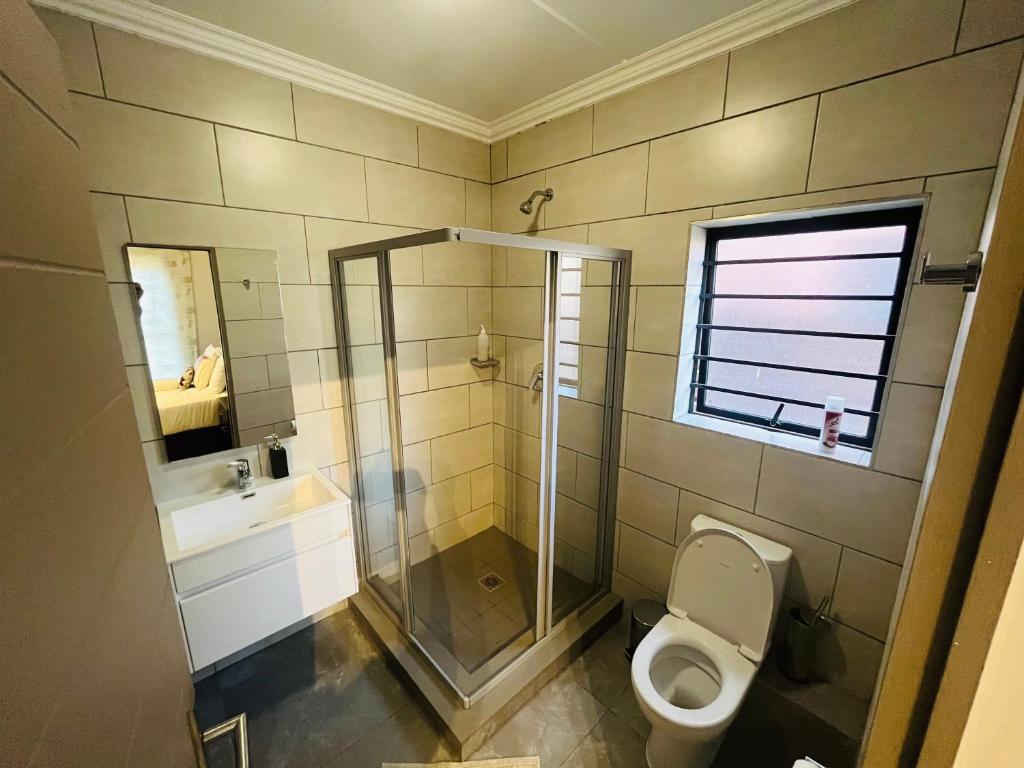 15 Elizabeth Place - Beautiful and spacious self catering 3 bedroom ...