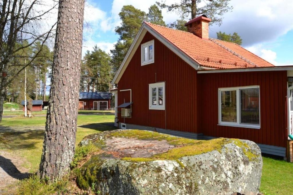 Ferienhaus in Uvanå mit Terrasse und Garten, Uvanå (updated prices 2026)