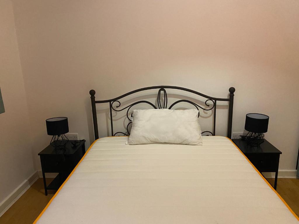 Character Property with a View, Woolwich (updated prices 2025)