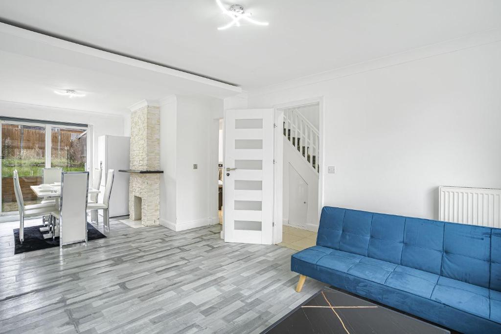 Spacious 3-Bed Home in Luton with Free Parking, Luton (updated prices 2026)