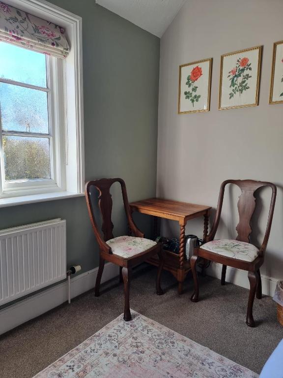 The Three Horseshoes East Worldham, Alton (updated prices 2025)