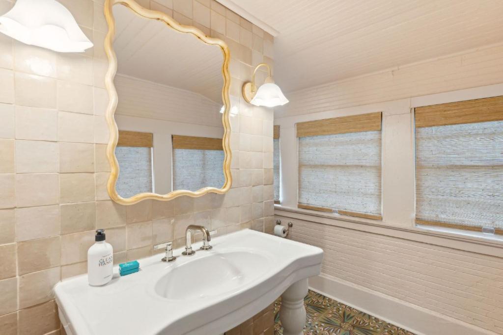 The Starlight Motor Inn, Charleston (updated prices 2025)