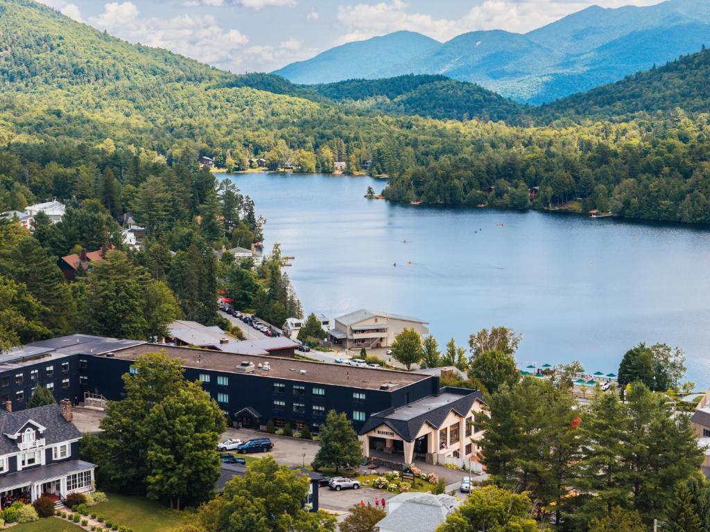 Bluebird Lake Placid, Lake Placid (updated prices 2025)